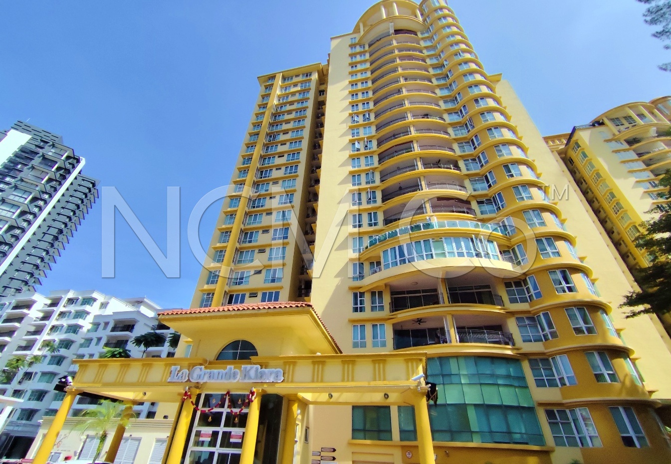 La Grande Kiara Condominium for Auction