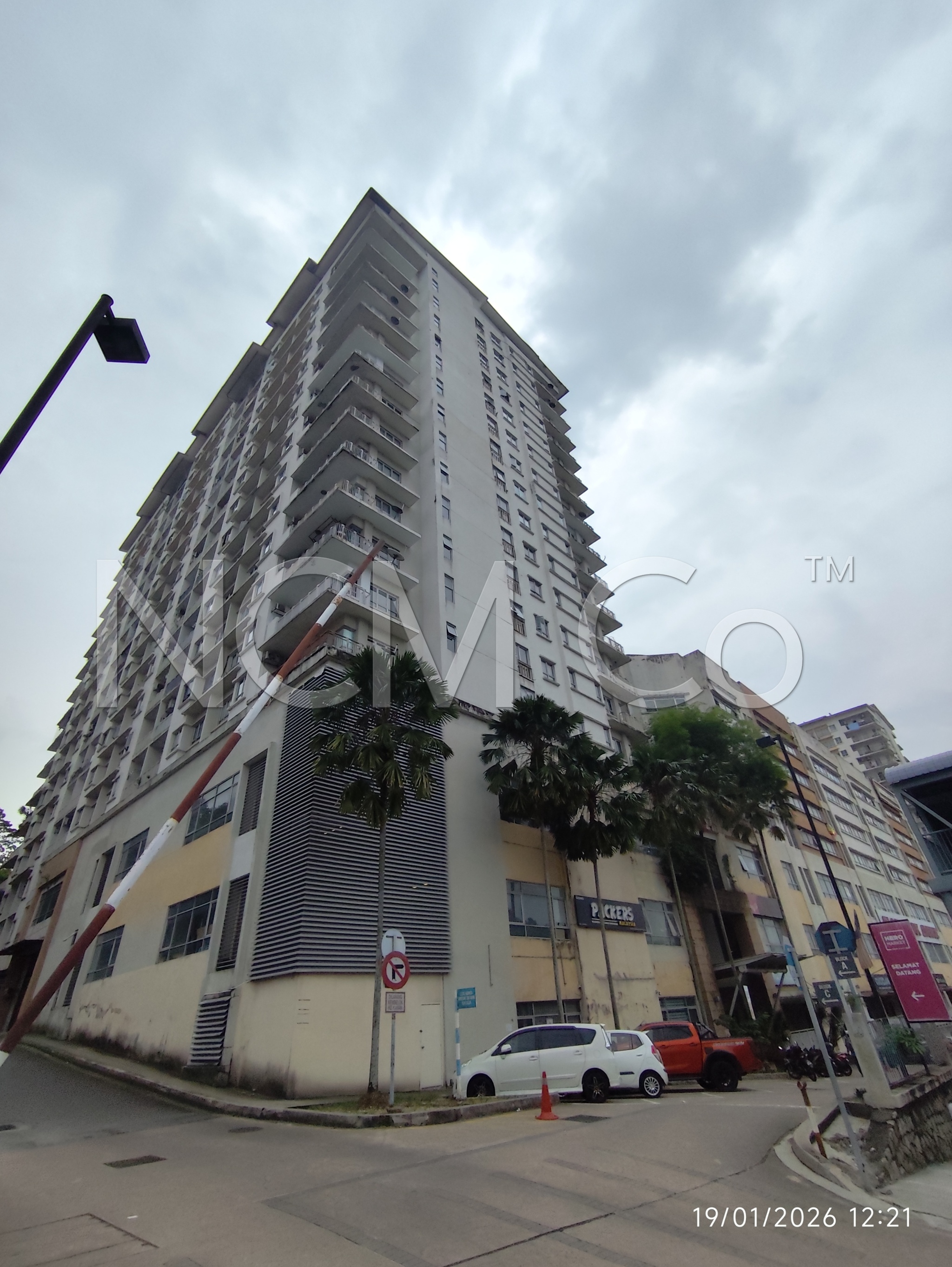 Condominium for Auction